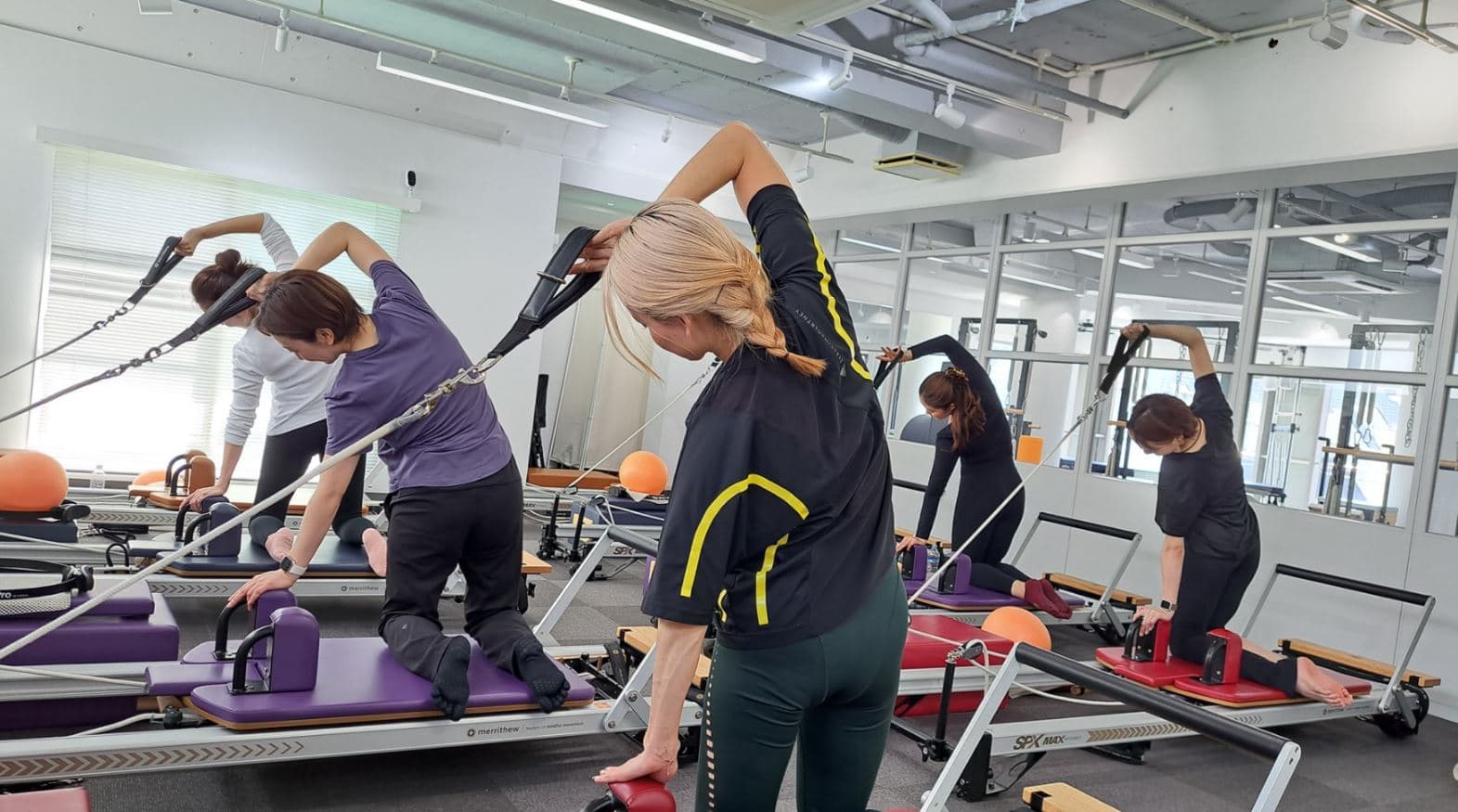 Sky Pilates Tokyo 表参道店 / 東京都渋谷区 / 東京メトロ 銀座線・半蔵門線 表参道駅 | GYYM (都度利用サービス)